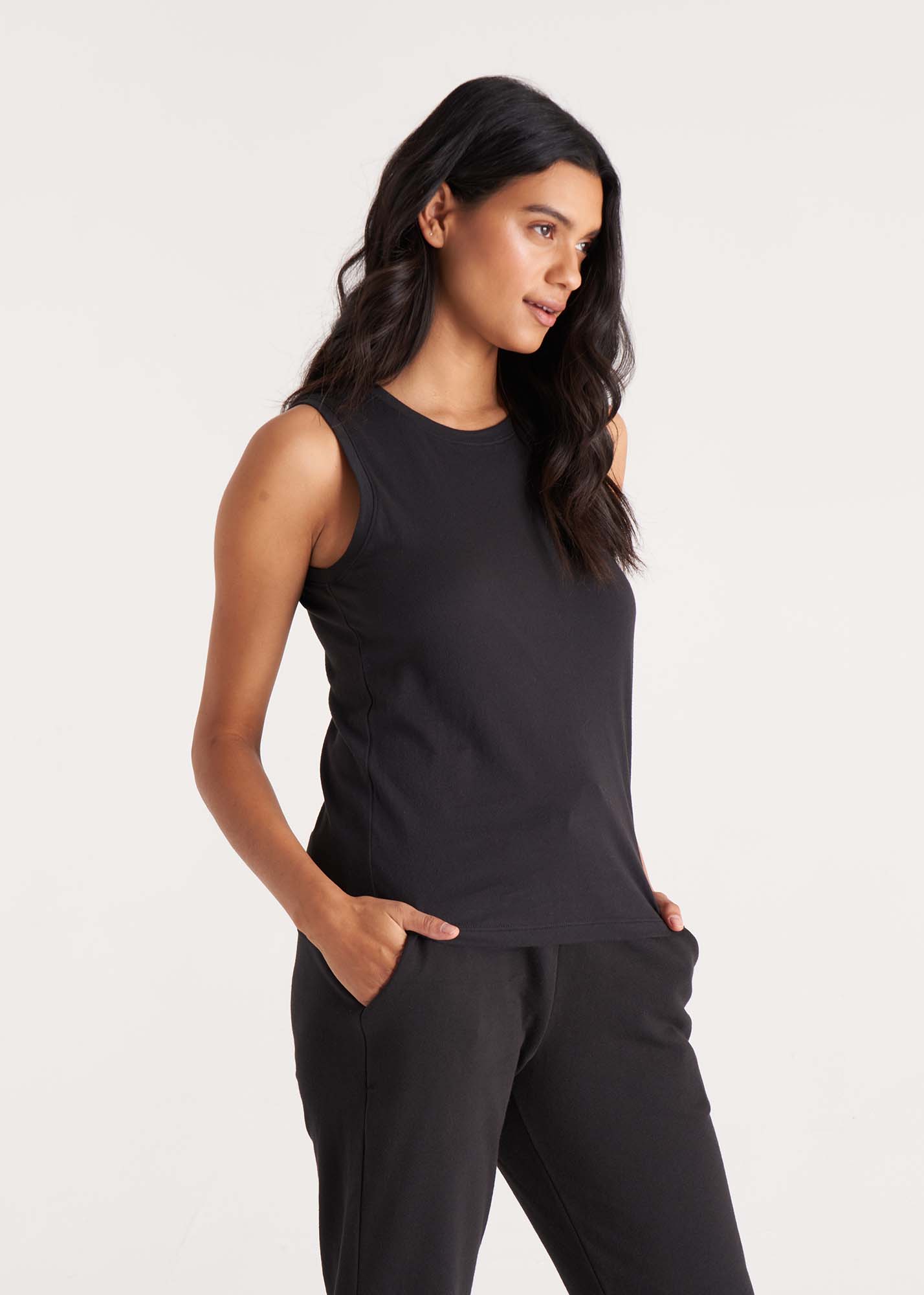 The Muscle Tank – The Standard Stitch